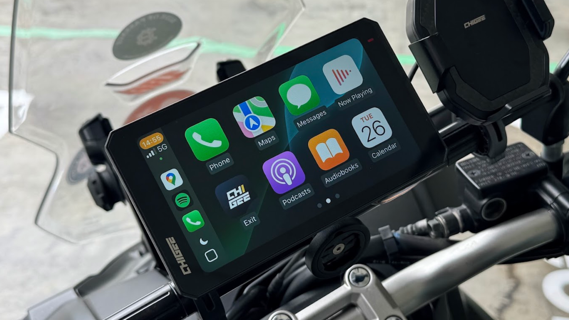 Chigee AIO-6 LTE vs Max: Which One Fits Your Ride Best?