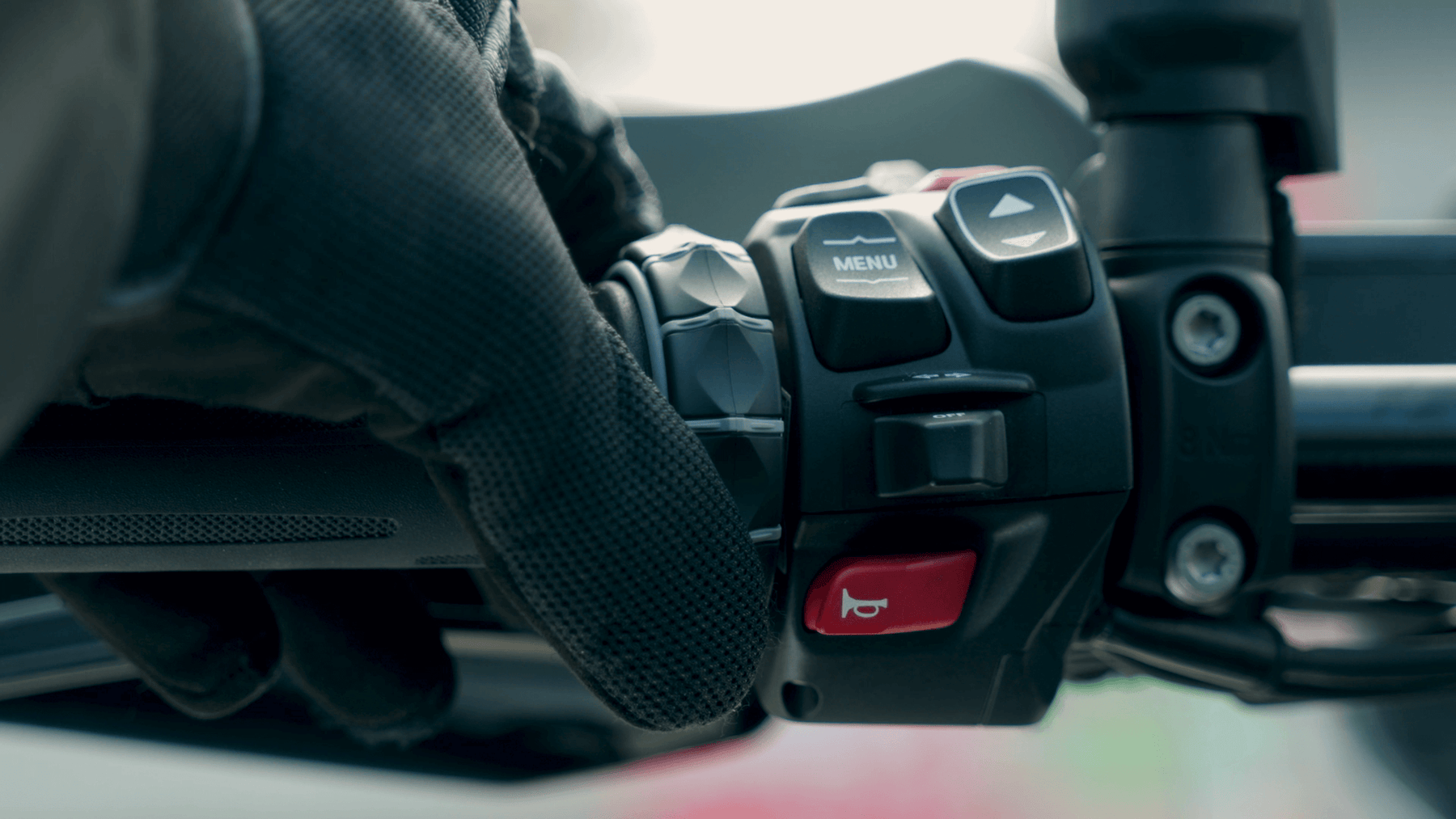 A New Era of CHIGEE - AIO-6 Series: Bigger, smarter, safer